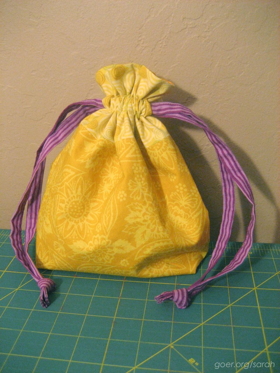 Throwback Thursday: My First Lined Drawstring Bags - Sarah Goer Quilts